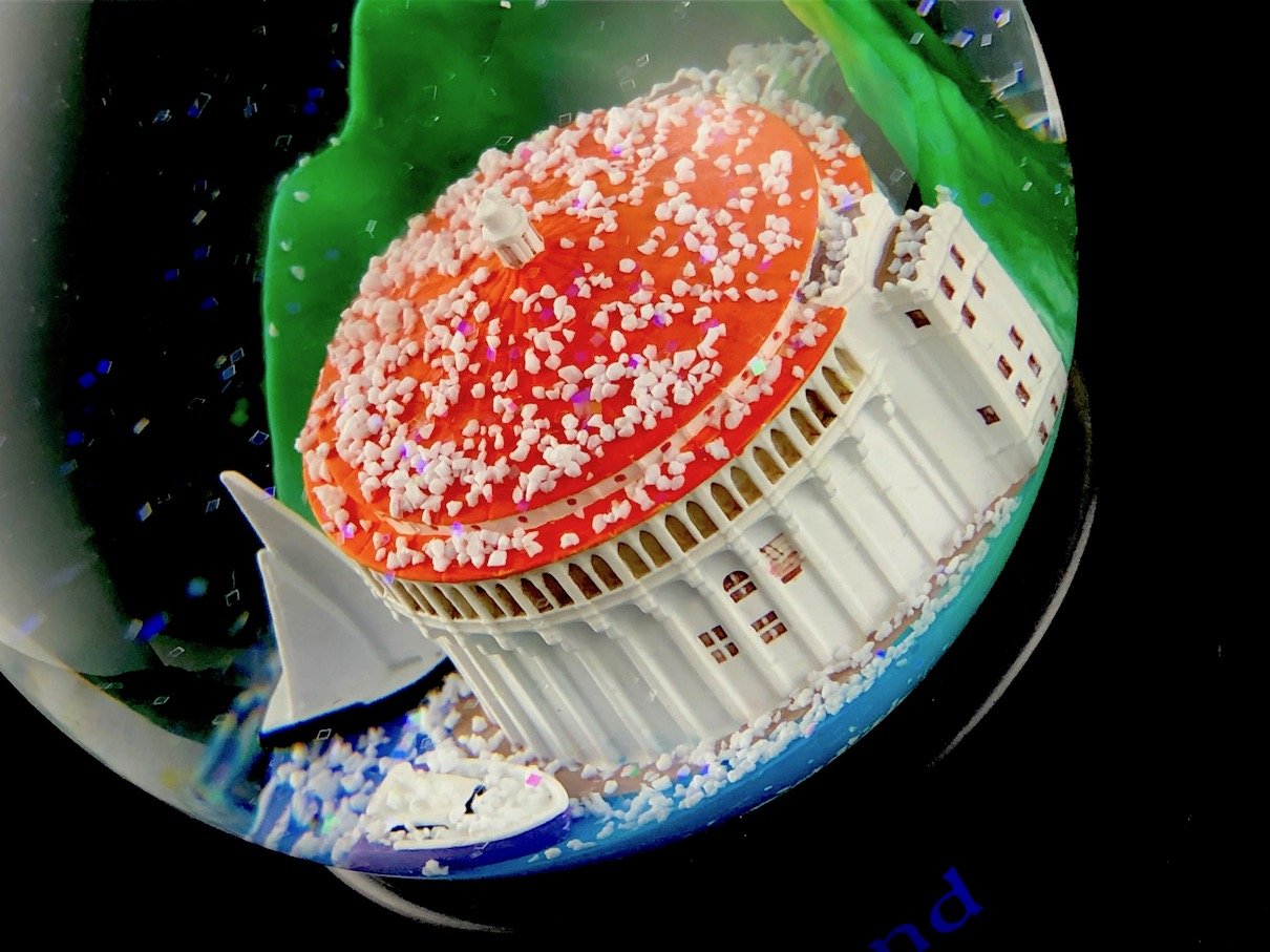 High Quality Snow Globes - How They're Made