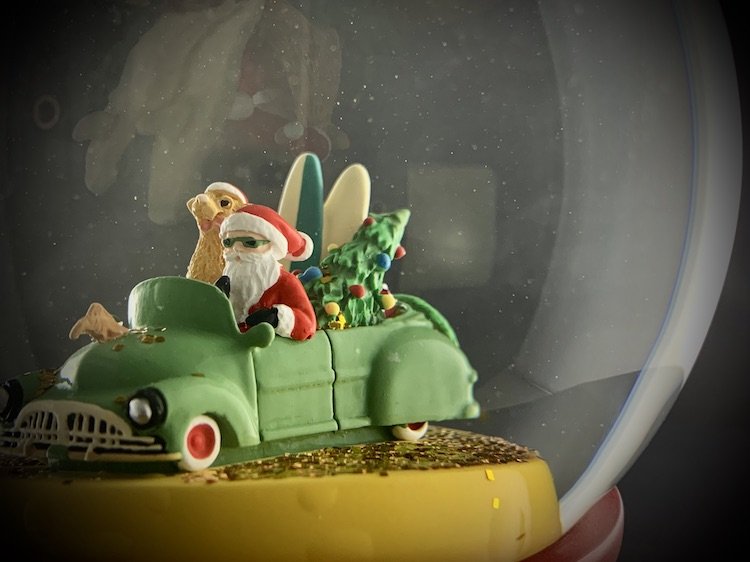 Tommy Bahama Custom Snow Globes - Queen of Snow Globes