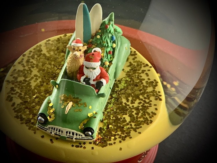 Tommy Bahama Custom Snow Globes - Queen of Snow Globes