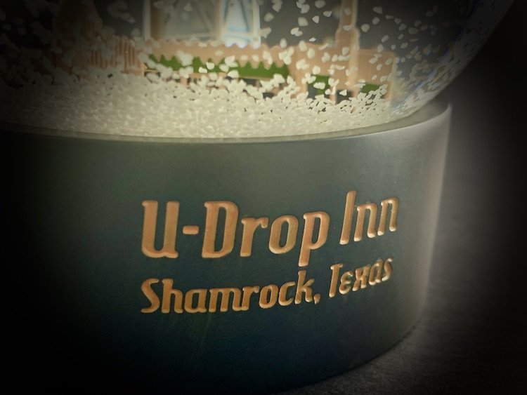 U-Drop Inn Texas Gift Shop - Queen of Snow Globes