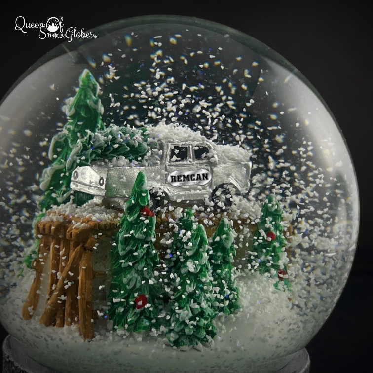 REMCAN Snow Globes - Queen of Snow Globes