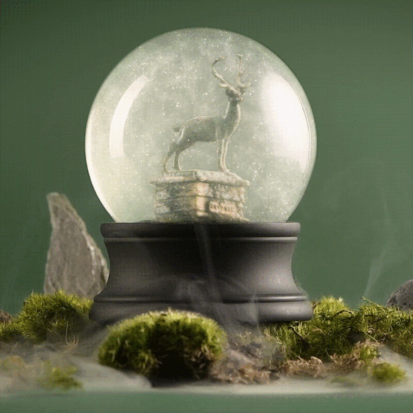 007 Skyfall - Queen of Snow Globes