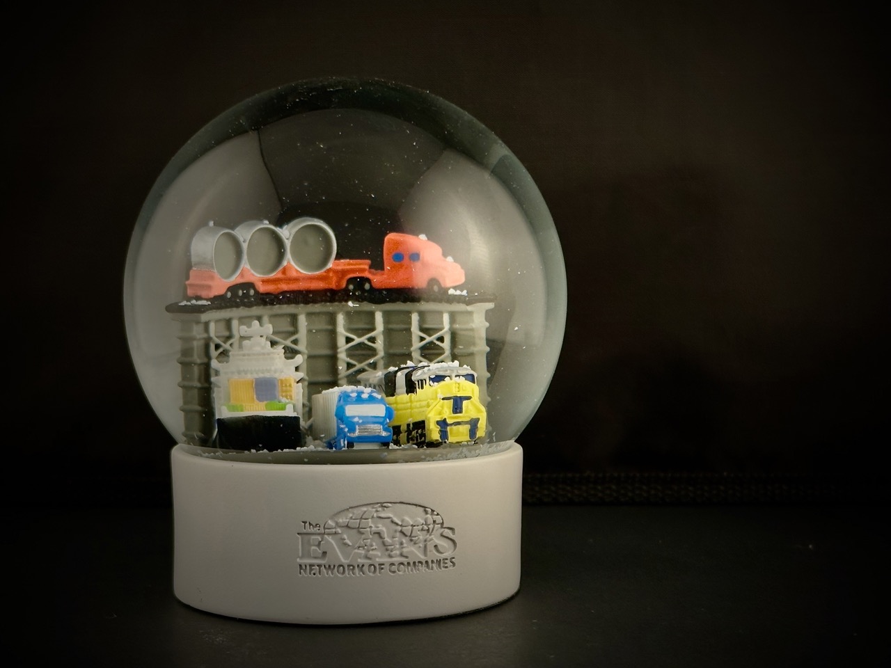 Evans Transport - Queen of Snow Globes