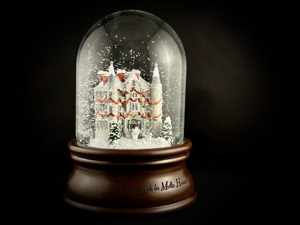 Escape To The Chateau - Queen of Snow Globes