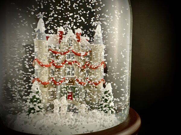 Escape To The Chateau - Queen of Snow Globes
