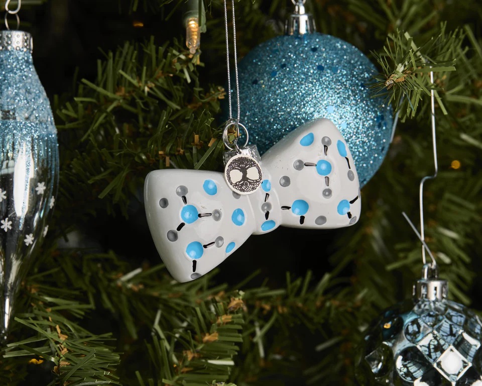 Alltech Pearse Lyons Ornaments - Queen of Snow Globes